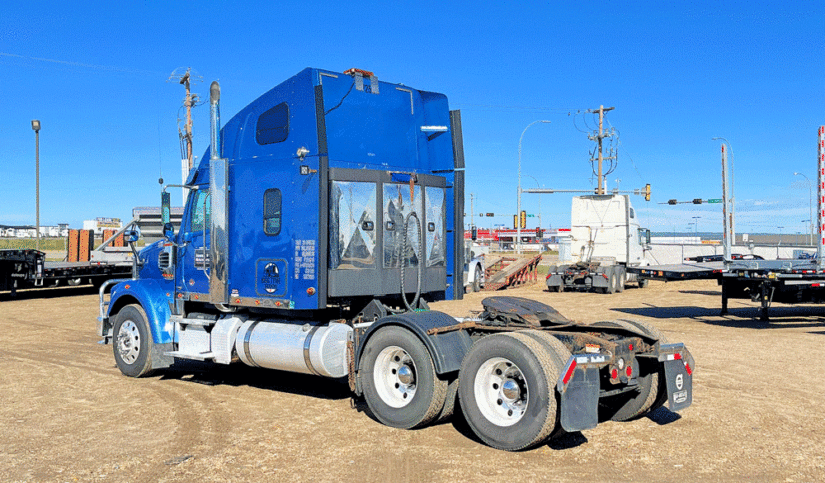 2018 Freightliner 122SD - Hayworth Equipment Sales